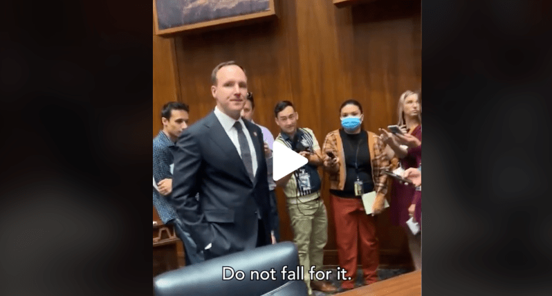 VIDEO: Arizona Republicans call for recess instead of voting to repeal ...